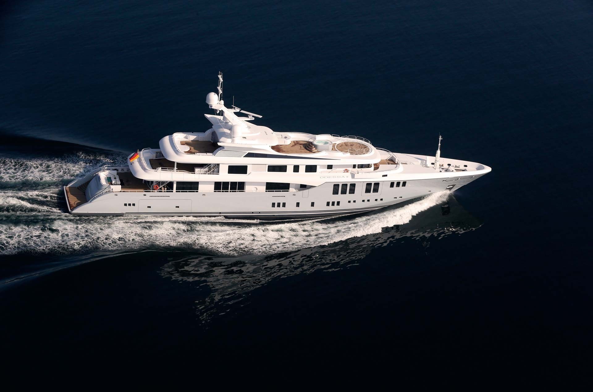 Yacht ODESSA II, ADM Kiel | CHARTERWORLD Luxury Superyacht Charters